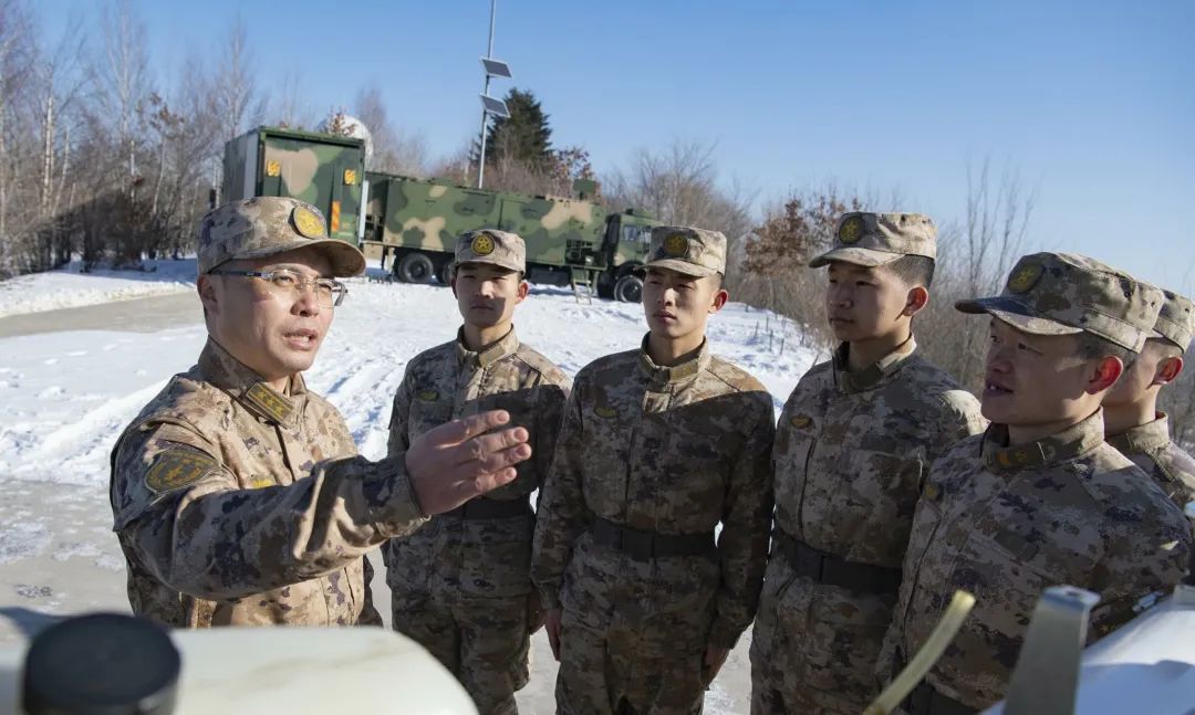 Ding Guolin, director of a certain department of the Rocket Army: I ...