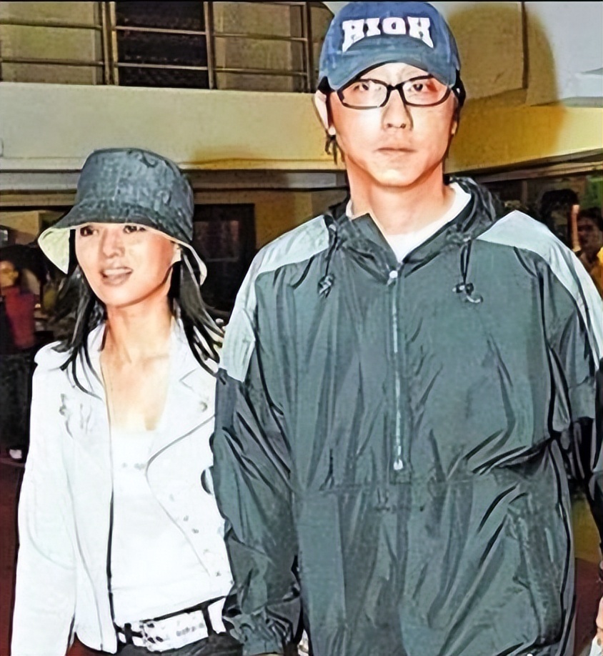 Unexpectedly, just after 520, it was the turn of 45-year-old Qin Hao to have a "headache": her ...