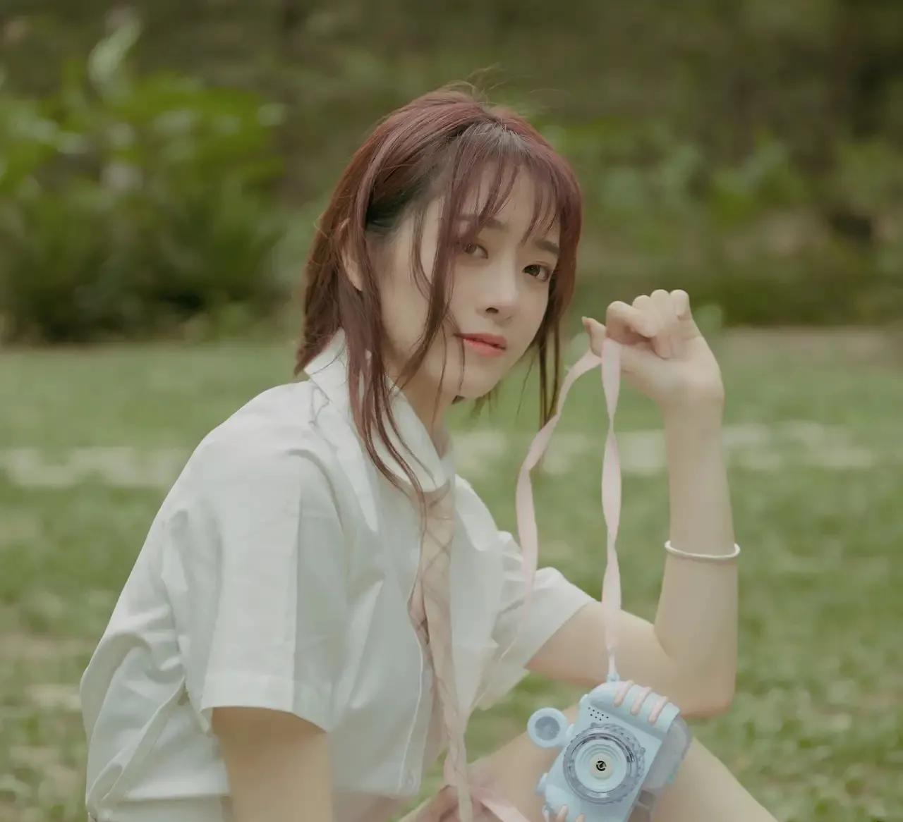 Li Yichen is so pretty - iNEWS