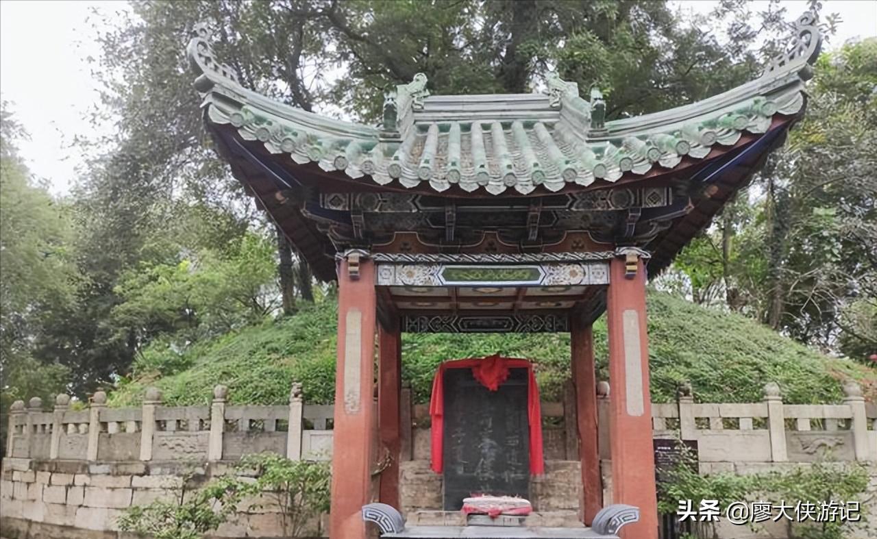 Dangyang, Hubei, the tomb of Guan Yu, the general of the Three Kingdoms ...