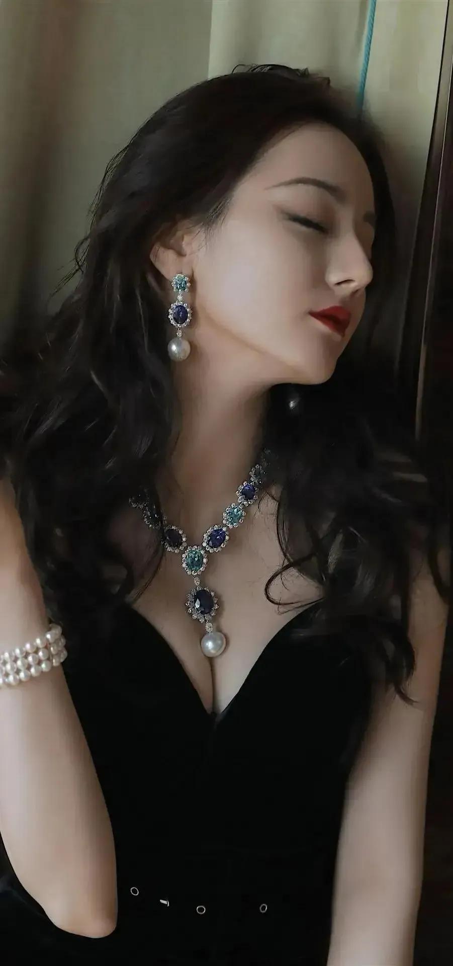 Pretty Girl (38) - iMedia