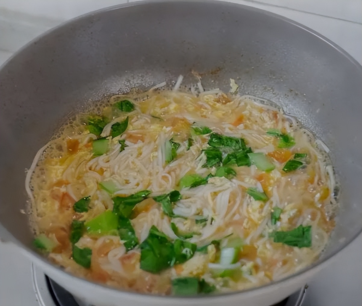 Is it good or bad for the body to eat noodles for a long time?Listen to ...