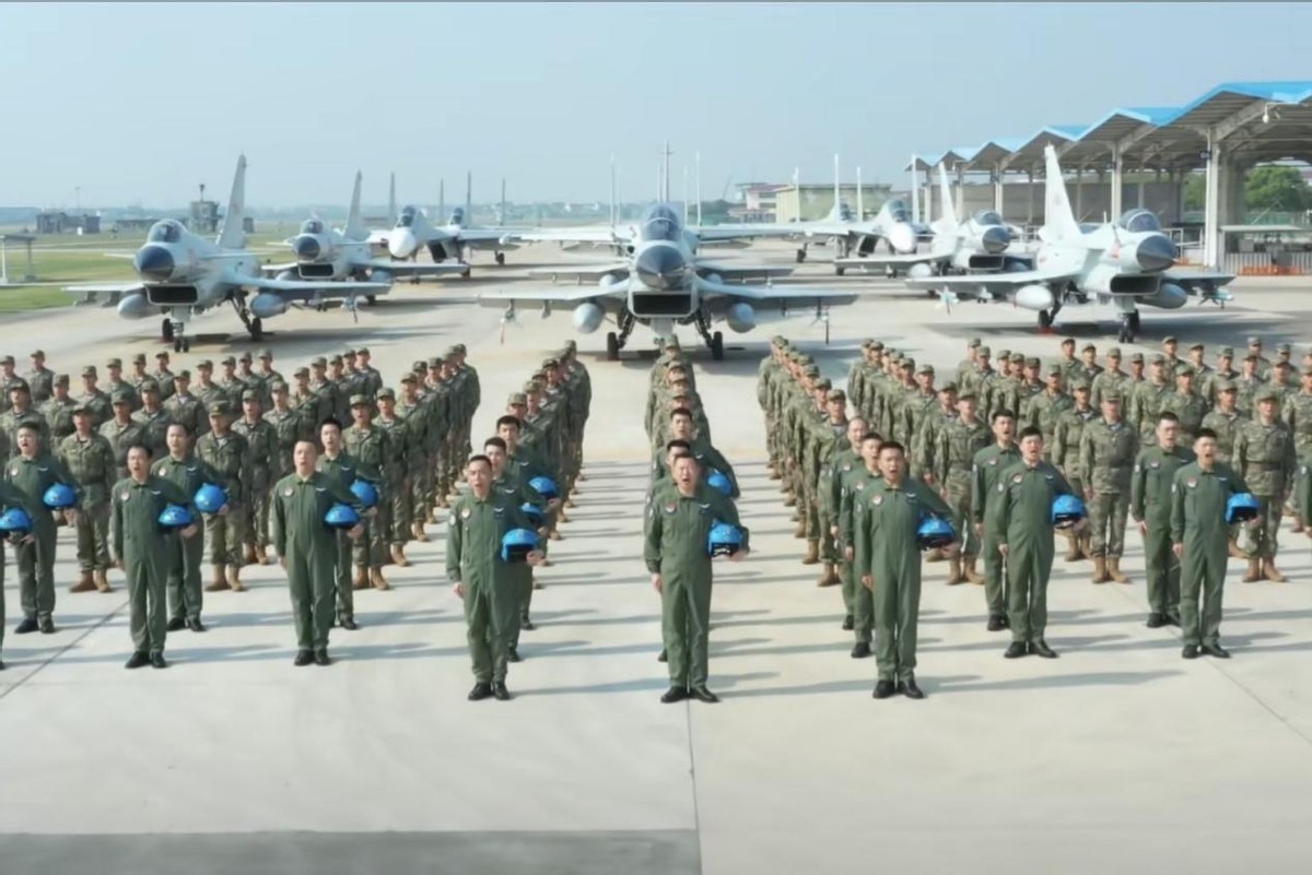 190 nautical miles to the north of Taiwan, 12 aircraft of the Sea and ...