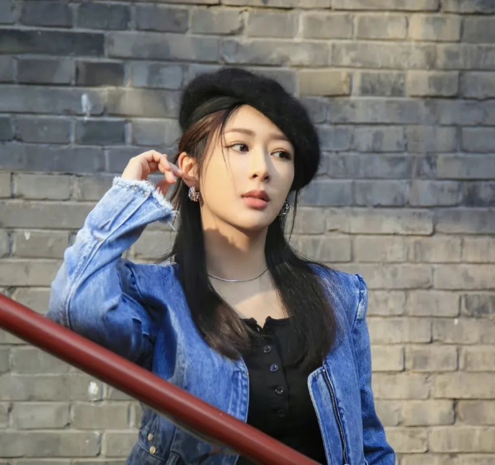 Yang Mi Li Xiaofeng, Yang Zi, Zhao Liying, Maggie Cheung, Liu Genghong ...