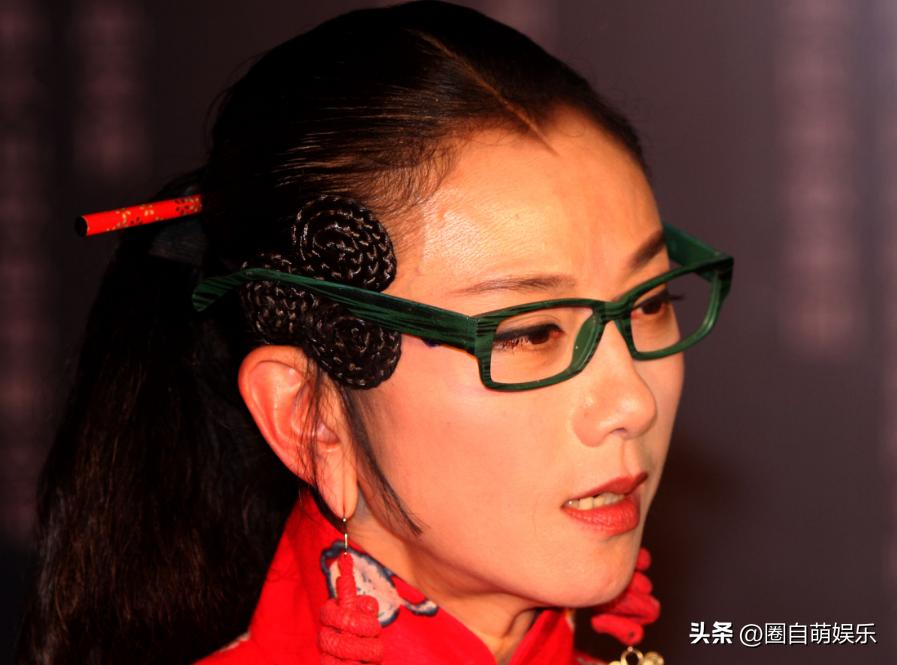 Yang Liping didn't take off her hat for 10 years, thinking it was just ...