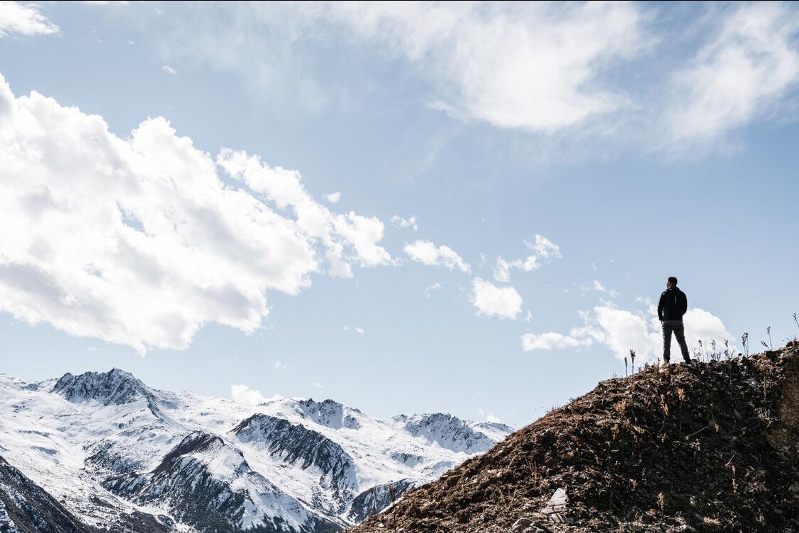 go inside and settle yourself - iNEWS