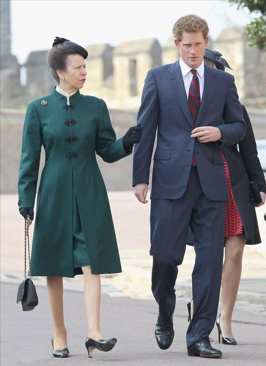 Princess Anne: With a knife mouth and a bean curd heart, she dislikes ...