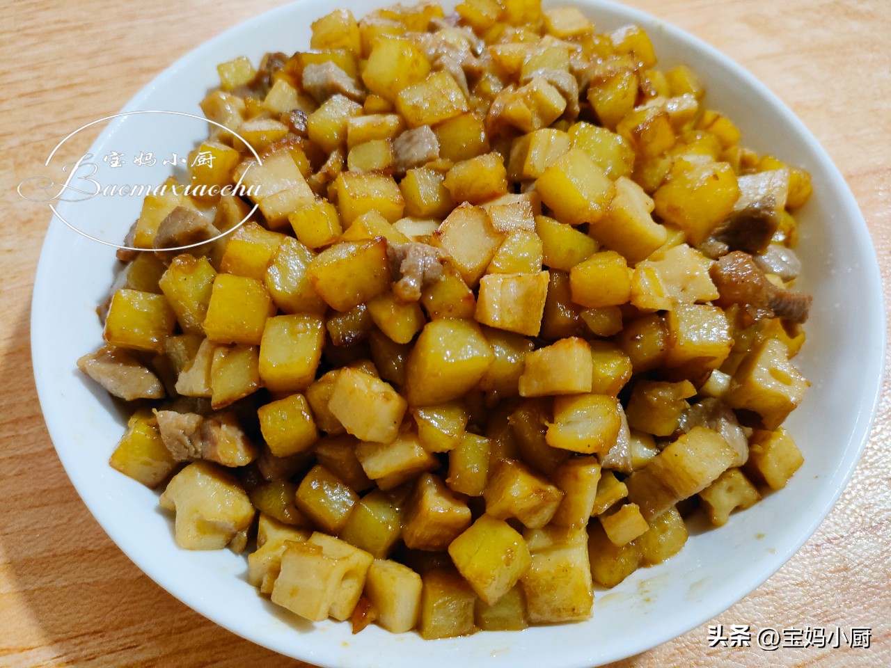 Dinner for a family of four, 2 dishes and 1 soup, home-cooked and ...