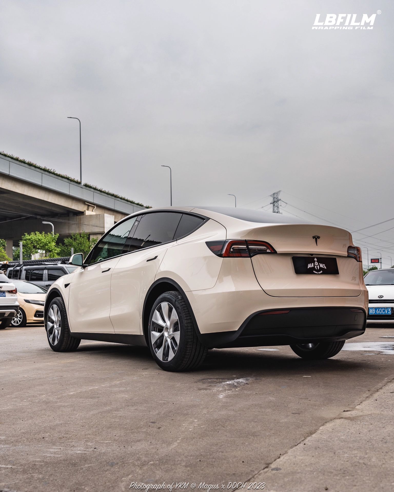 Tesla LB color change film pepper white, the color of cheese milk cover ...