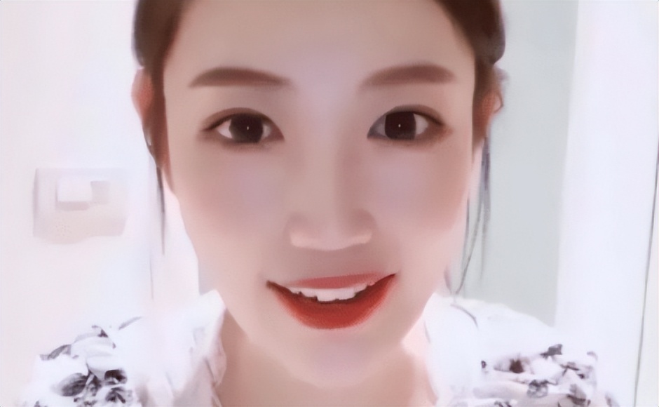 Wang Baoqiang's new movie was released, and Ma Rong lived in two ...