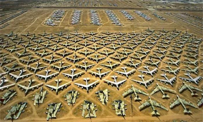 The World's Largest Aircraft Graveyard: Davis-Montan Air Force Base ...