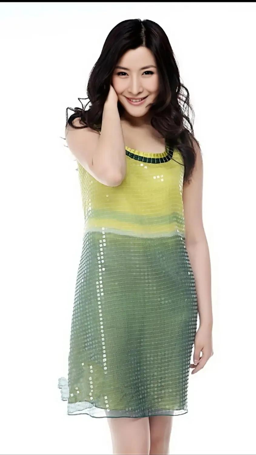 Wang Yajie is so feminine - iNEWS