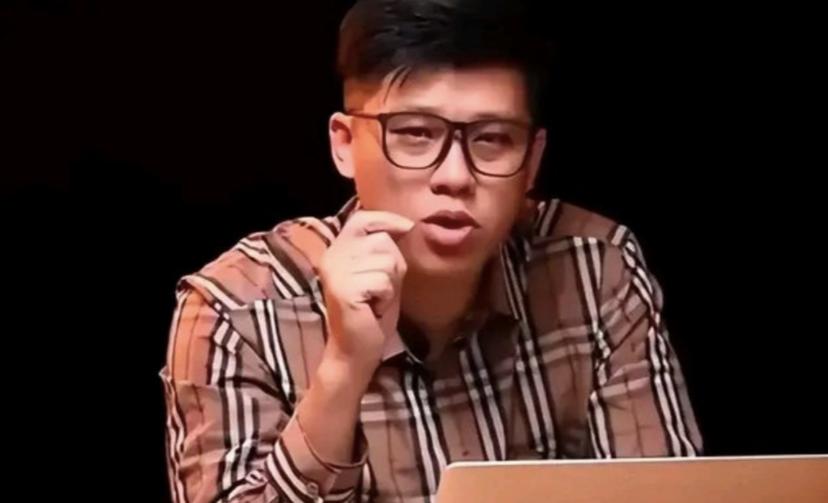 Big and small S praised Gu Junye for being handsome, Ge Siqi's attitude ...