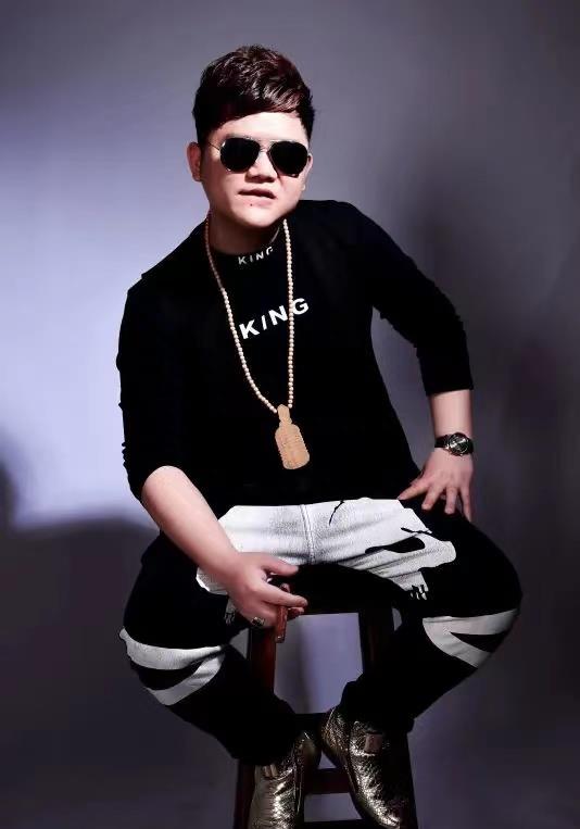 Singer Fu Song died of oral cancer, the last side of his face was ...