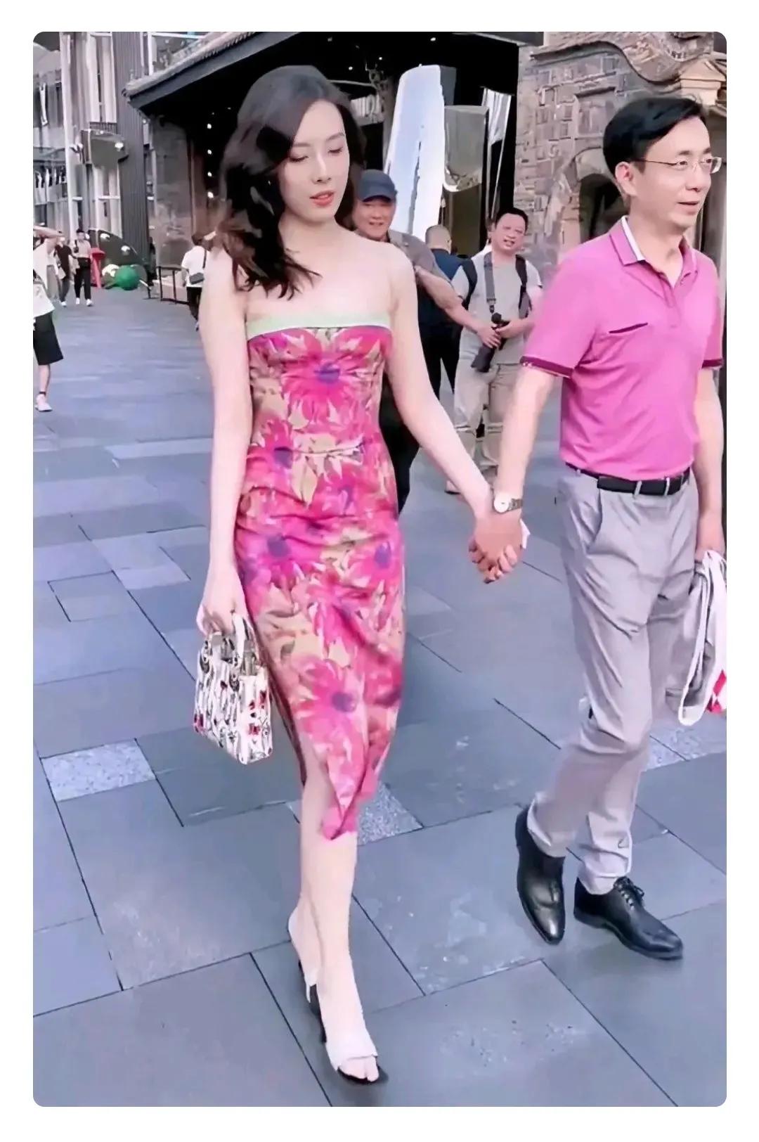 Dong Sijin's Ten Questions - iNEWS