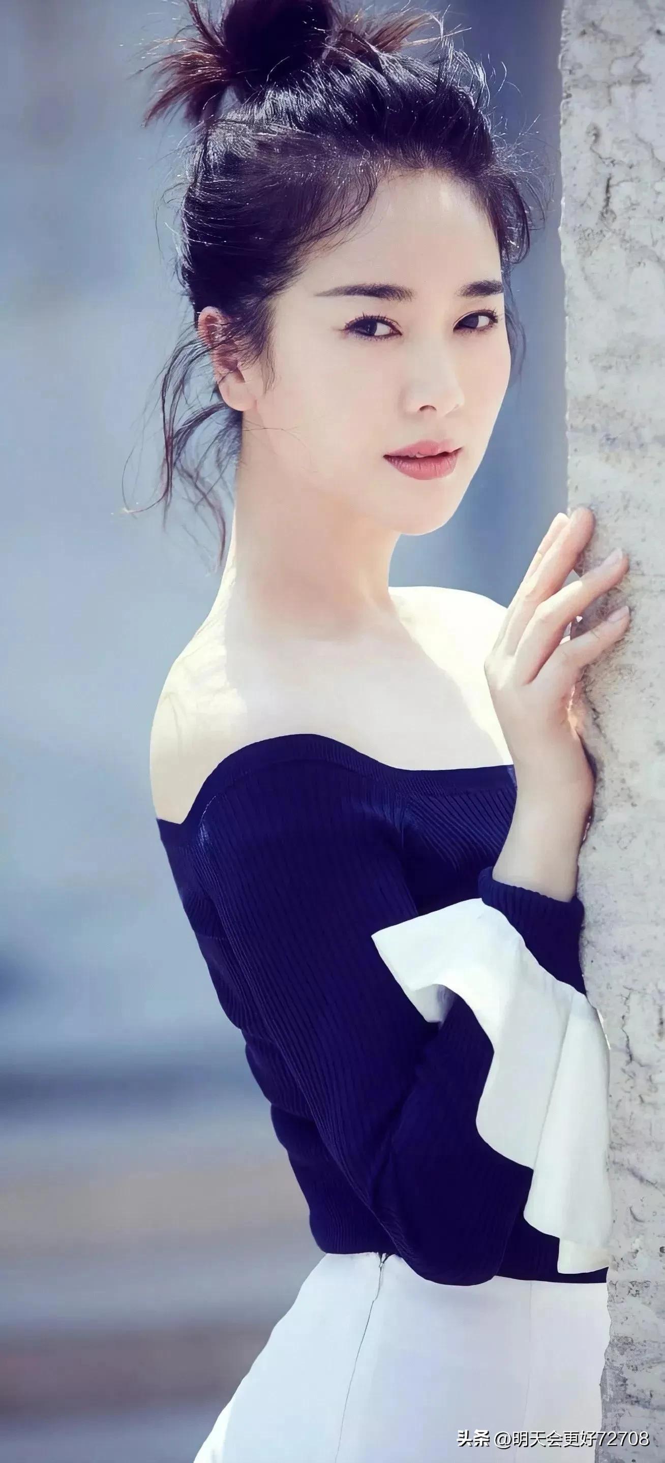 Zuo Xiaoqing's amazing photo - iNEWS