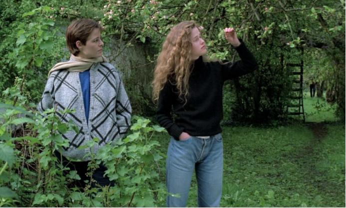 Abnormal but uncomplicated four-corner relationship, innocence and ...