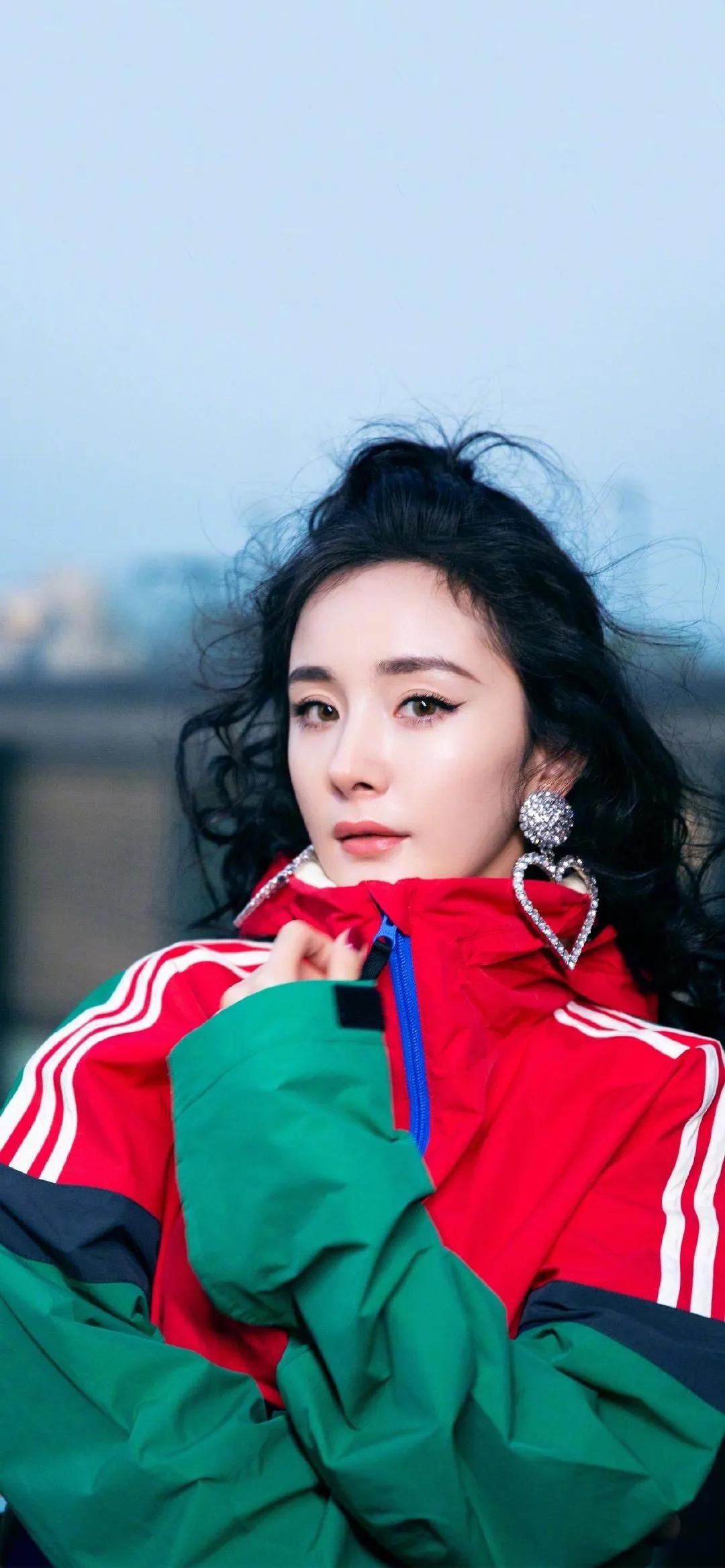 Yang Mi - iNEWS