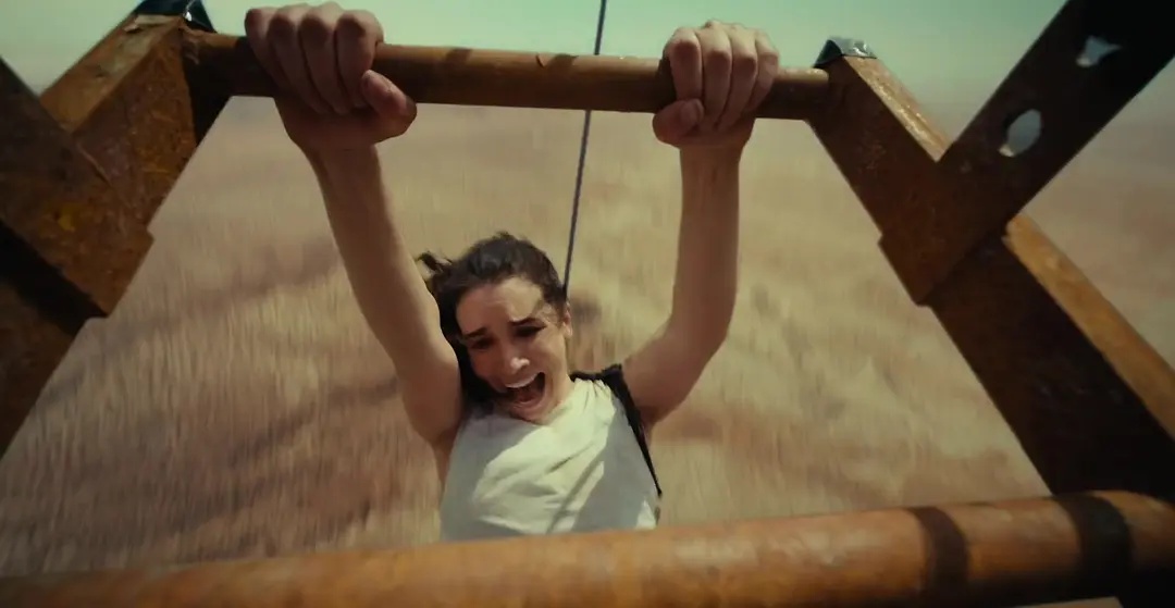 There are few movie scenes, but it makes people feel very exciting ...