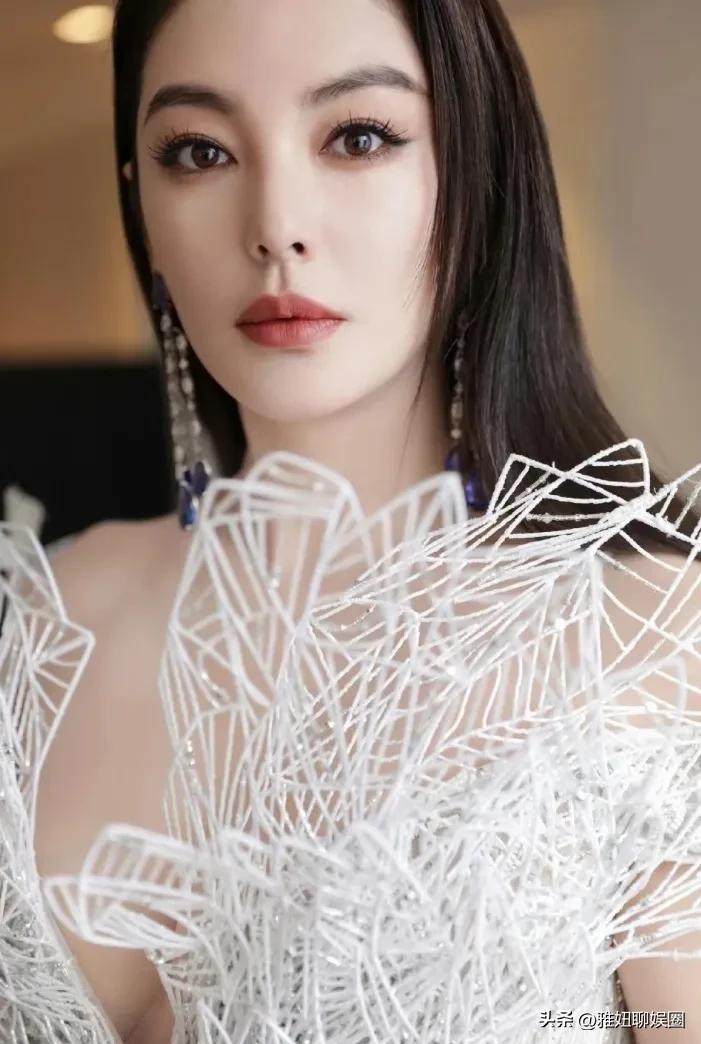 Temperament queen Zhang Yuqi - iMedia