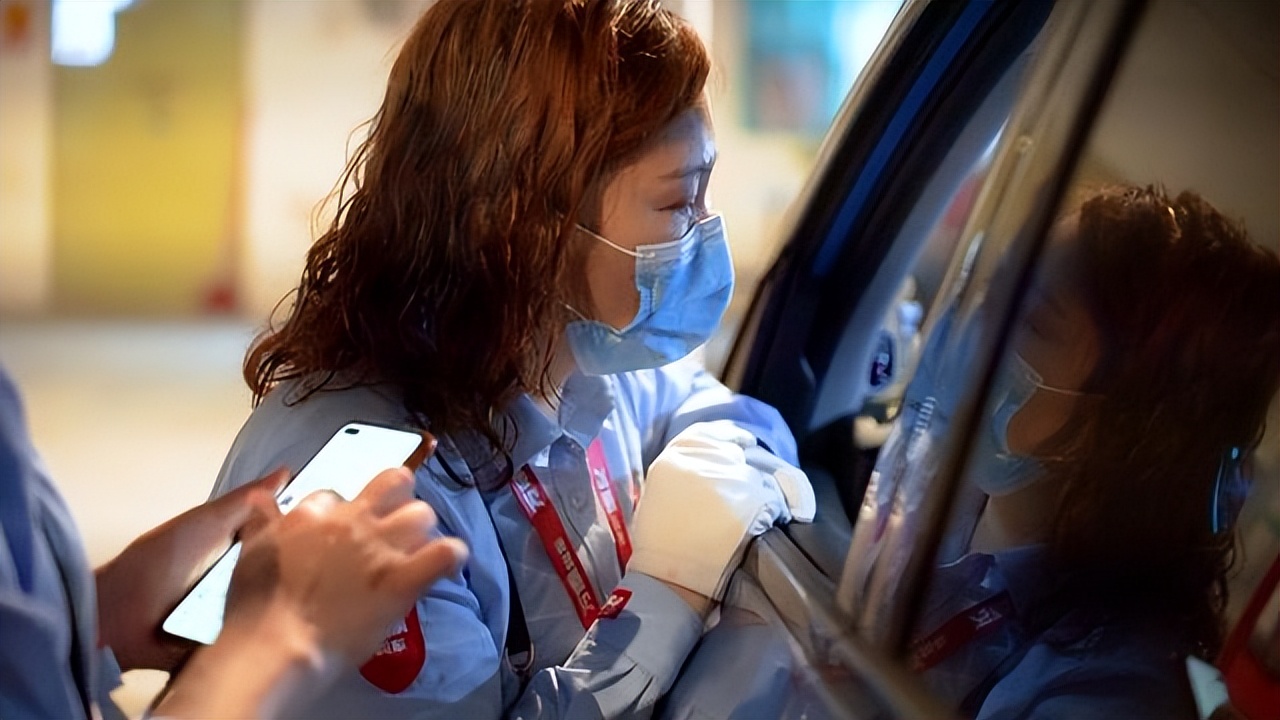 With 15 years of driving experience, everyone praises Wanshun's driver ...