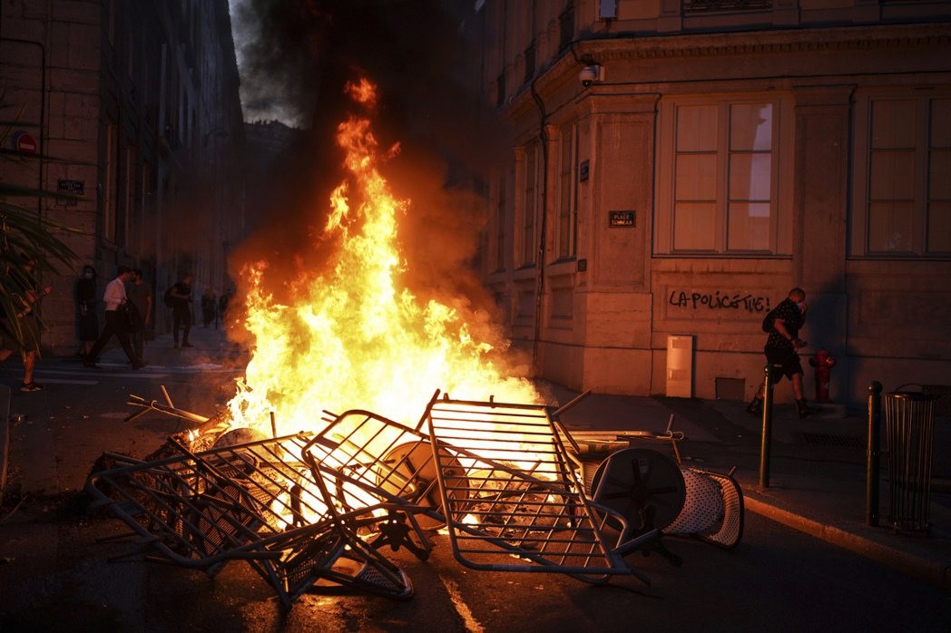 French riots rage: Algerian teen's death, racism and police brutality ...