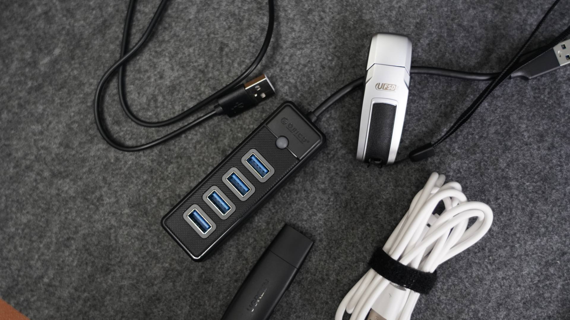 Pocket Hub PW4U - iNEWS