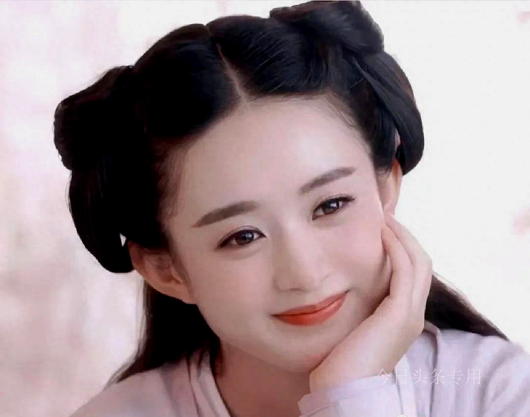 How important is an actress's looks? Just watch Wu Qian and Hu Yixuan ...