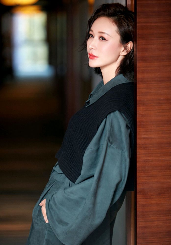 Mingyang Entertainment—Beauty Star-Yang Yuting - iMedia