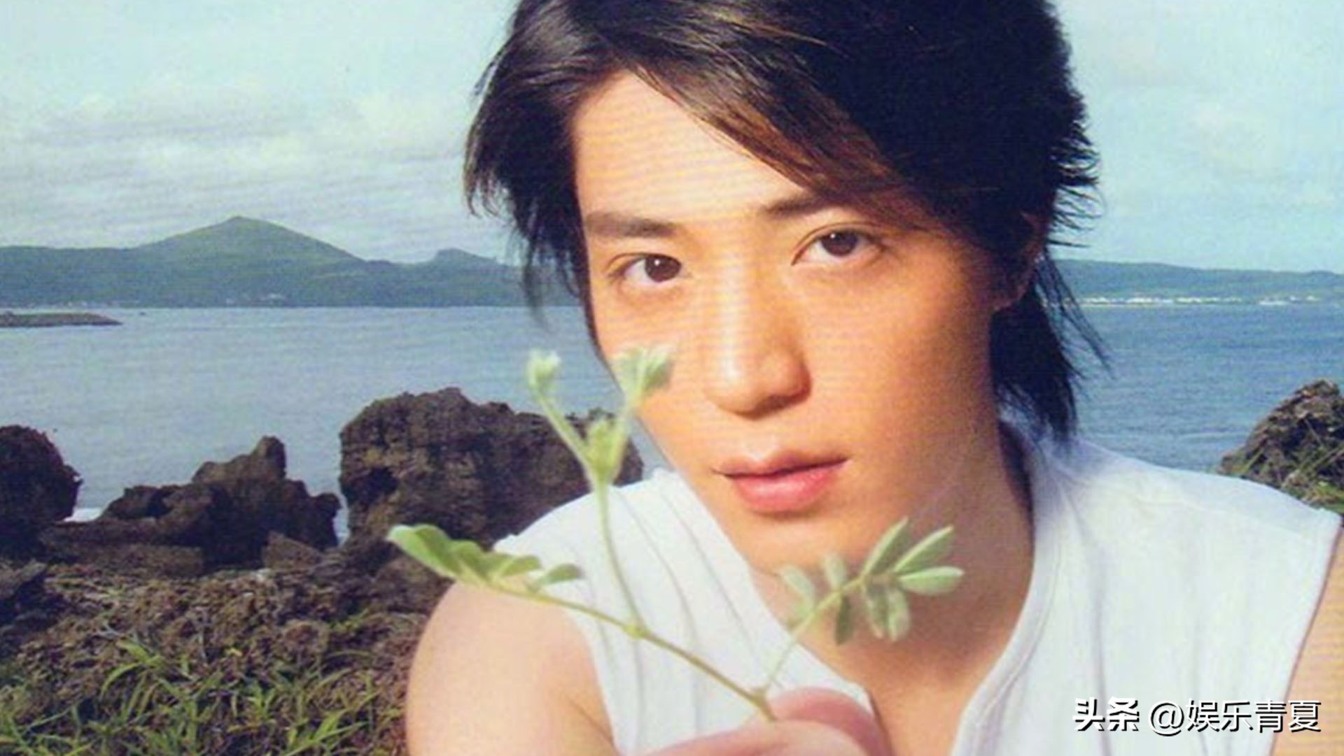 Huo Jianhua returns to the film industry! He is still handsome at the ...