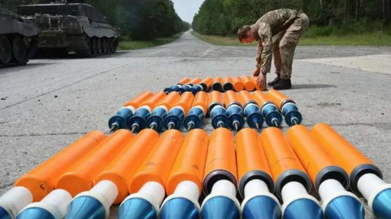 Depleted uranium armor-piercing bombs arrived in Ukraine, but Britain ...