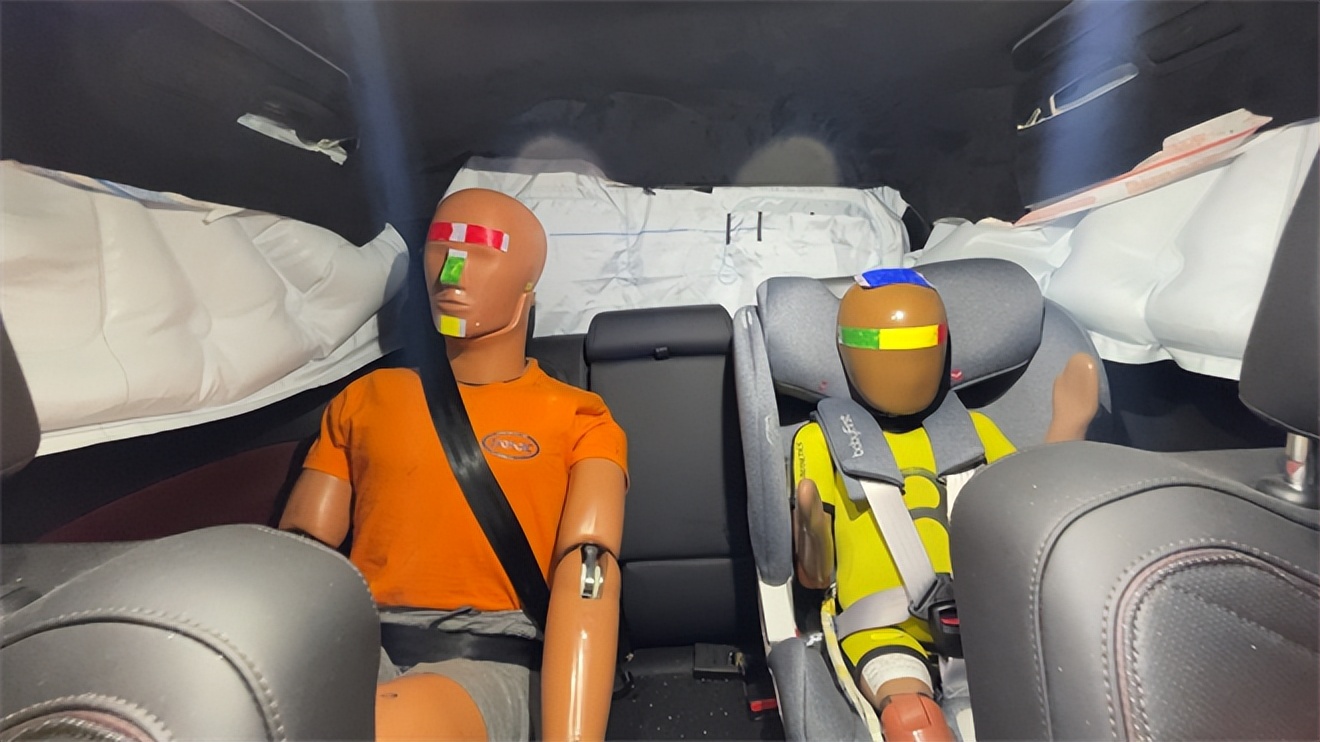 "Sandwich" type serial car accident, how about the safety quality of ...