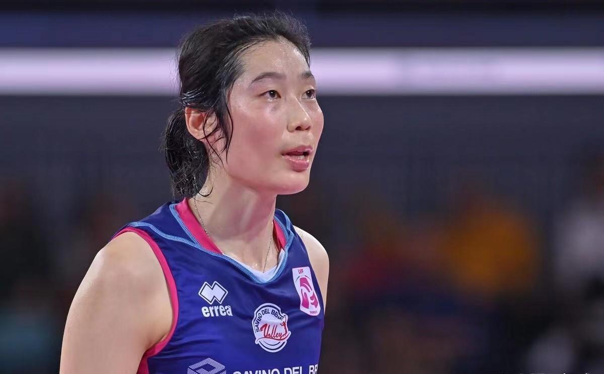 Overwhelm Zhu Ting and Li Yingying! The Asian Volleyball Federation ...