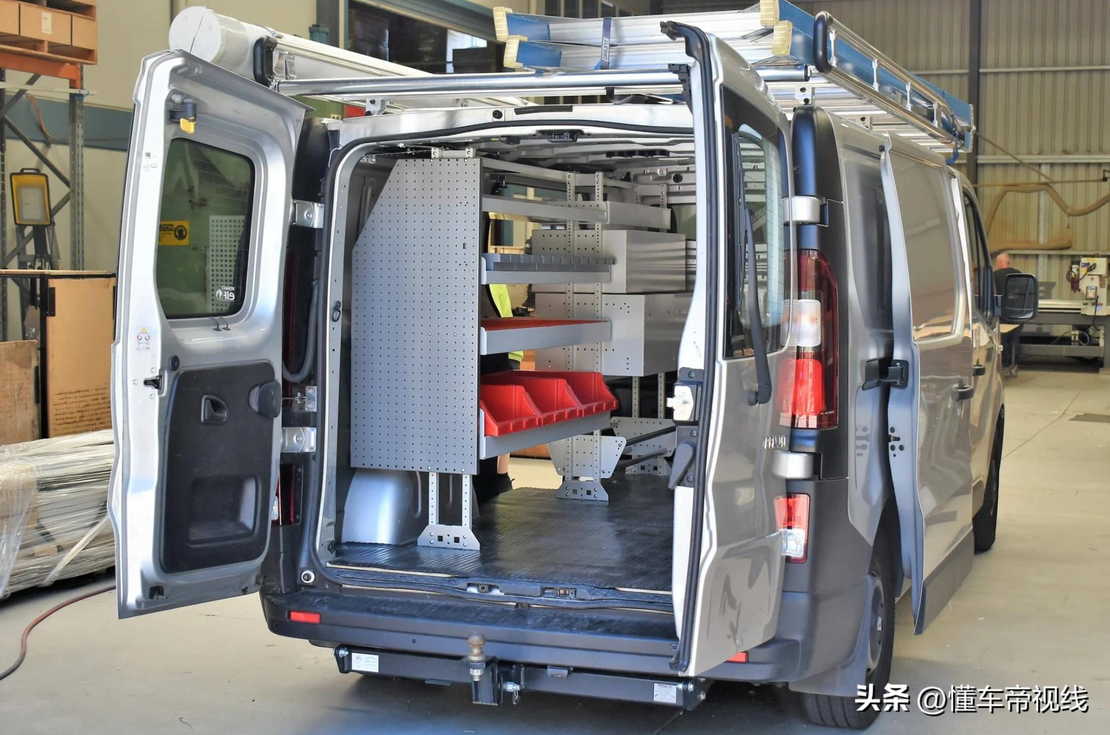 240 kilometers of battery life, Renault Trafic electric van released in ...