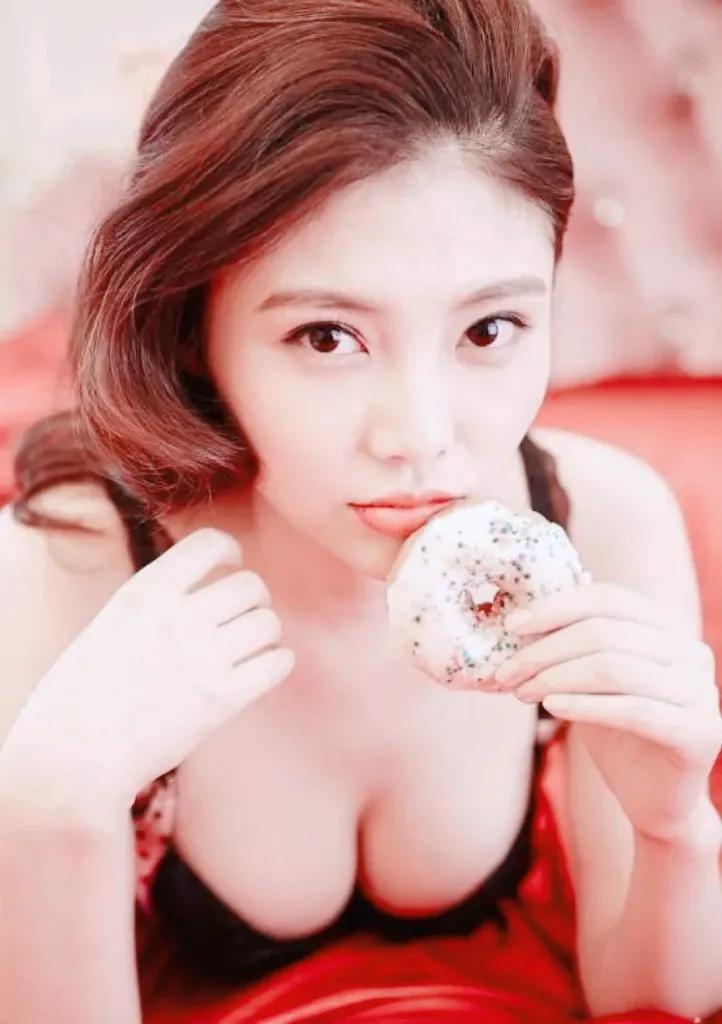 Xu Dongdong's sexy lingerie photo, get tissues ready - iMedia