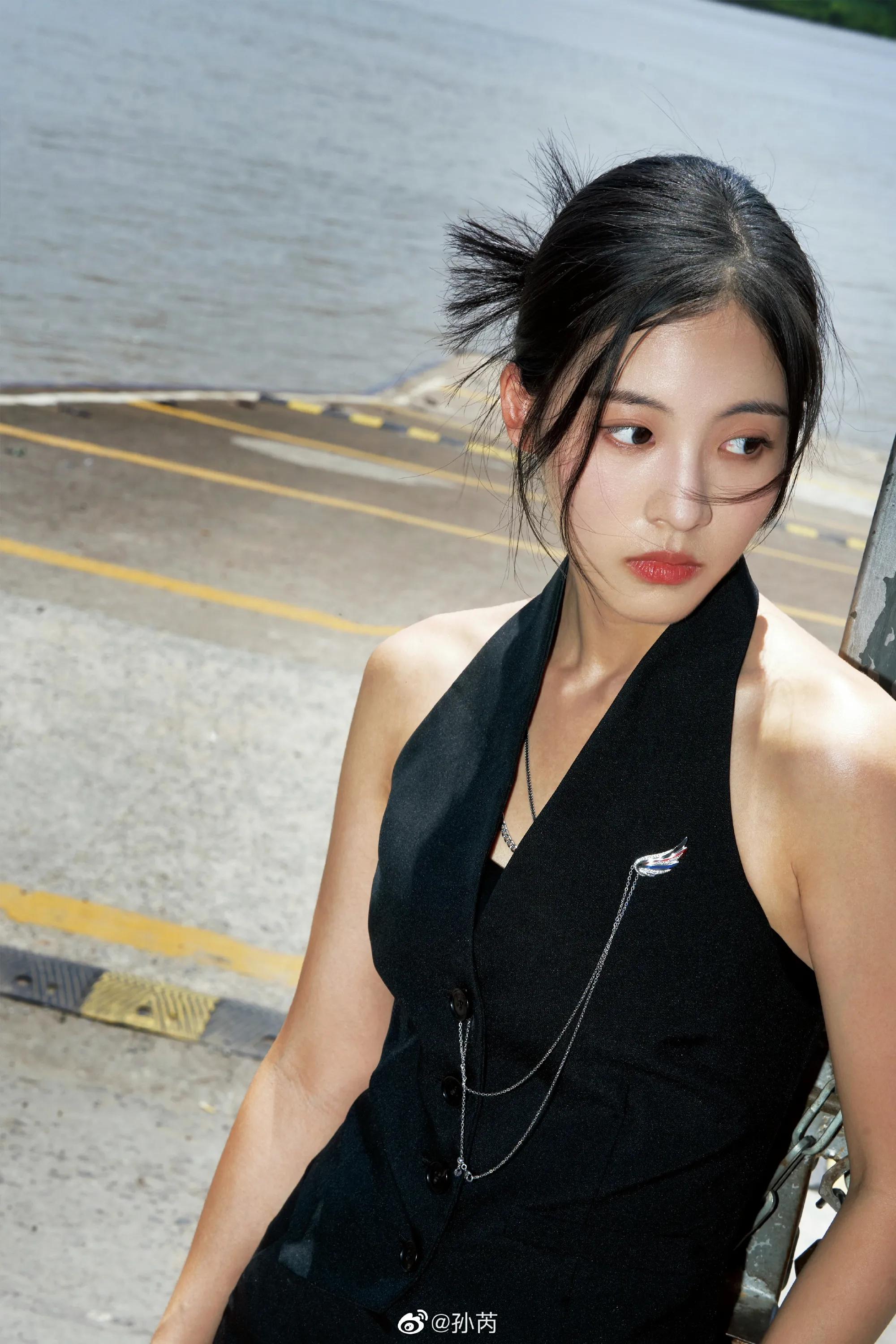 Sun Rui beautiful picture - iNEWS