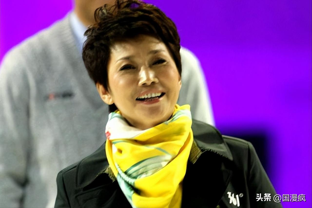 Famous host Ning Xin: 22-year-old father was paralyzed, mother passed ...