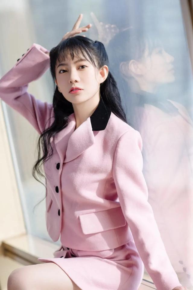 Mingyang Entertainment - Beauty Star - Liu Mengmeng - iNEWS