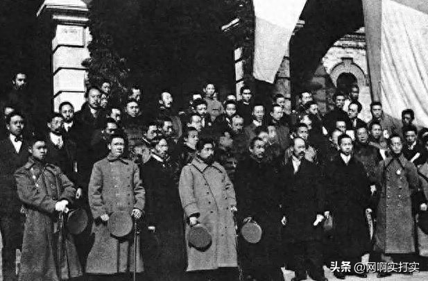 After the defeat of Li Xiucheng's men, he returned to his hometown. His ...