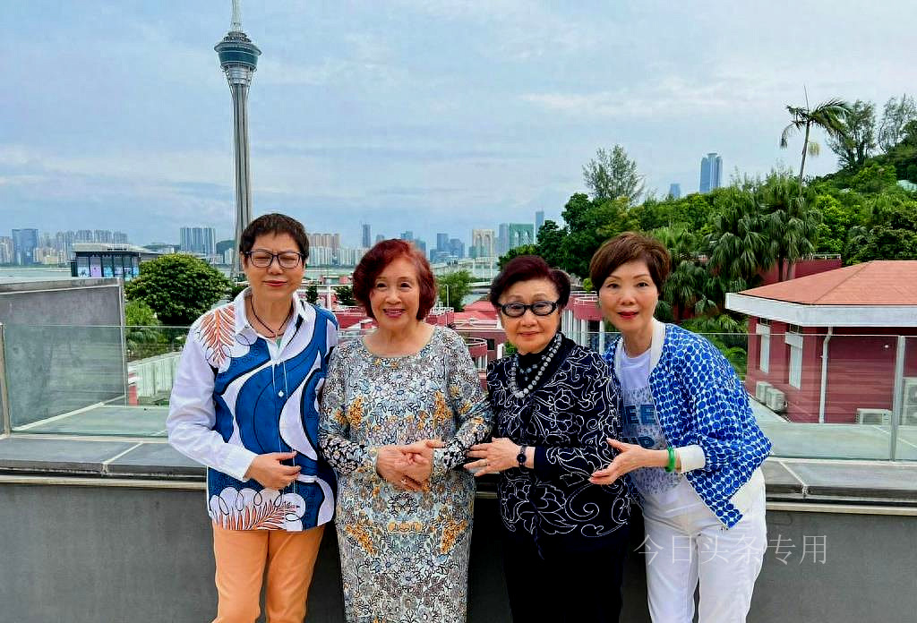 The 95-year-old Bai Xuexian traveled to Macau in a noble manner, and ...