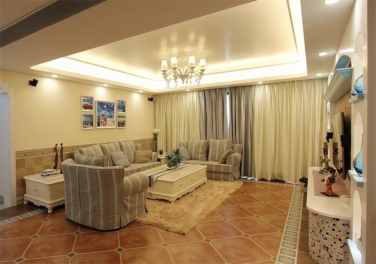 The 165-square-meter new house of a friend's house, the first time I ...