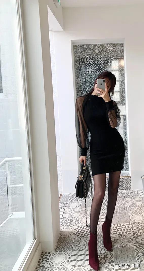 Korean supermodel Kim Hye Mi wears a black tulle slim fit hip dress ...