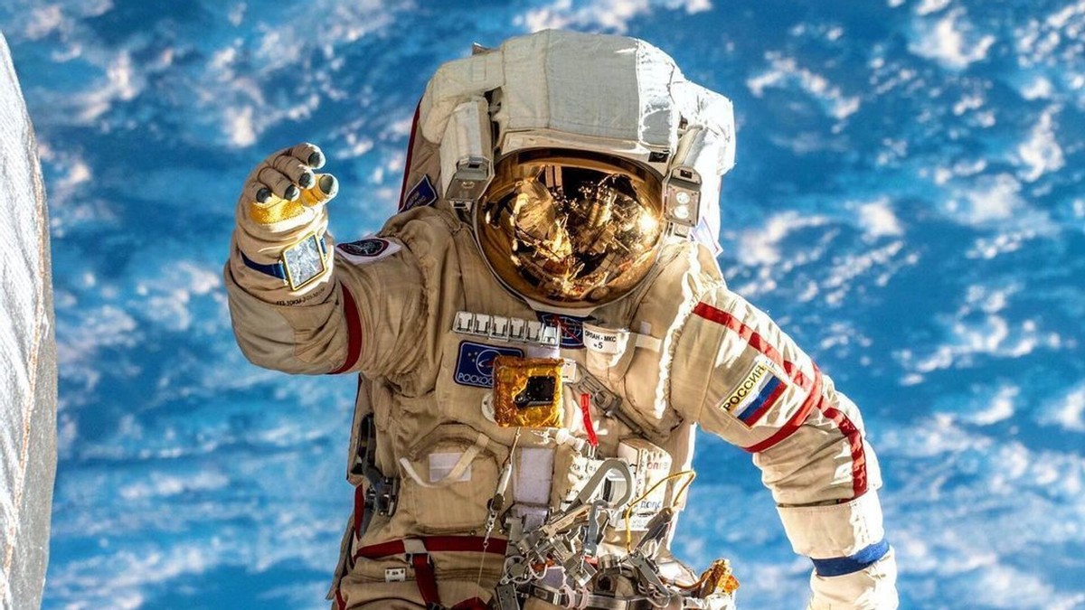 Why do astronauts feel scared in space? Just because they had a ...