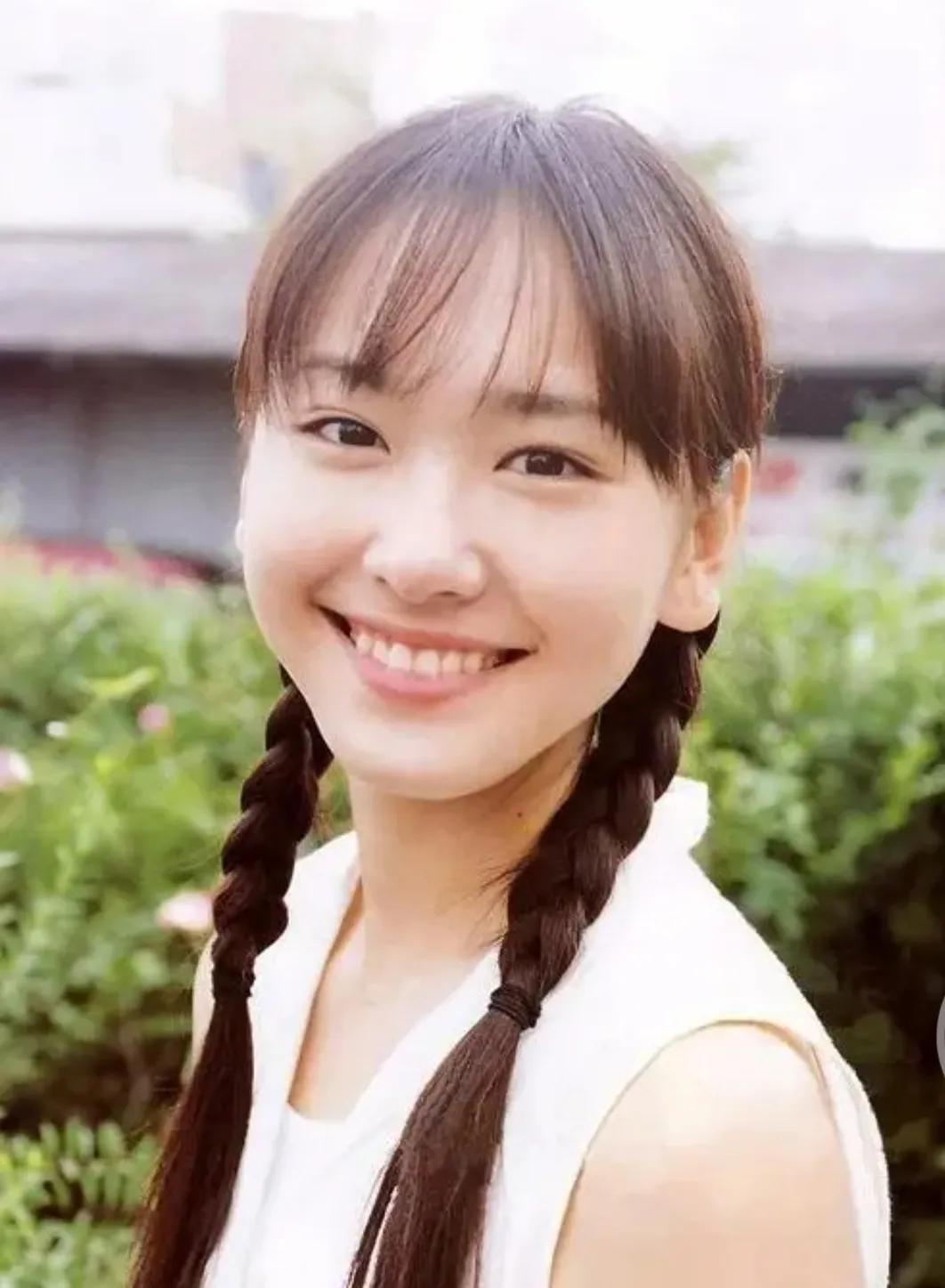 Japanese female artist Aragaki Yui (2) - iMedia