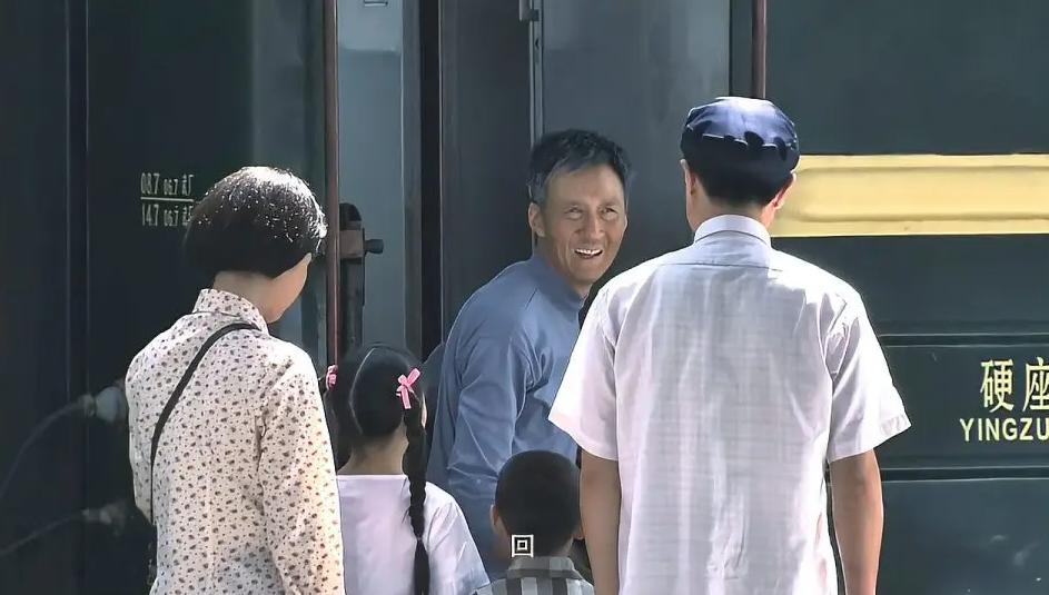 "Wang Gui and Anna": When sending off her father-in-law who had lung ...