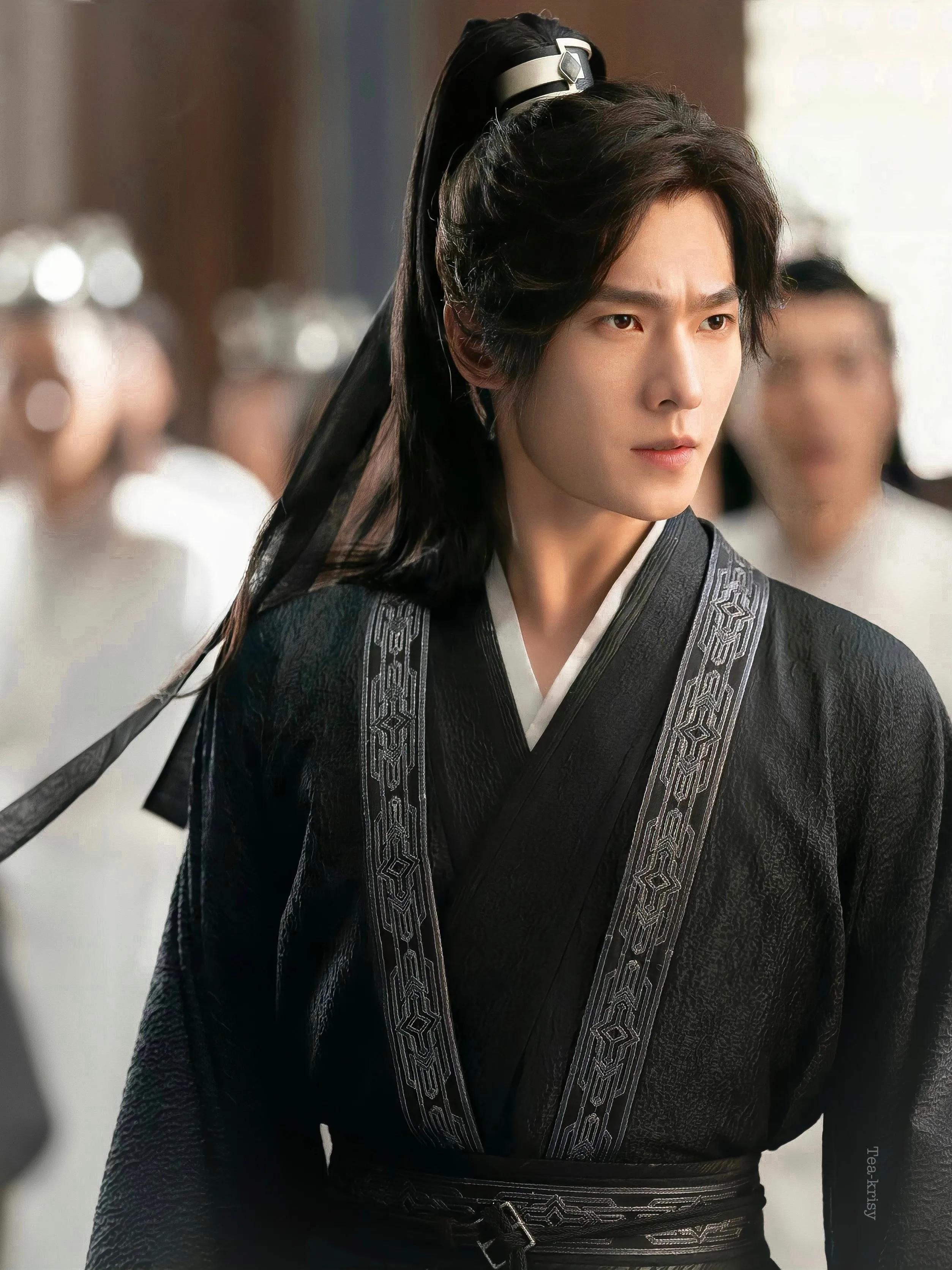 Yang Yang's "Let's Try the World": Hei Feng Xi Feng Lan Xi - iNEWS