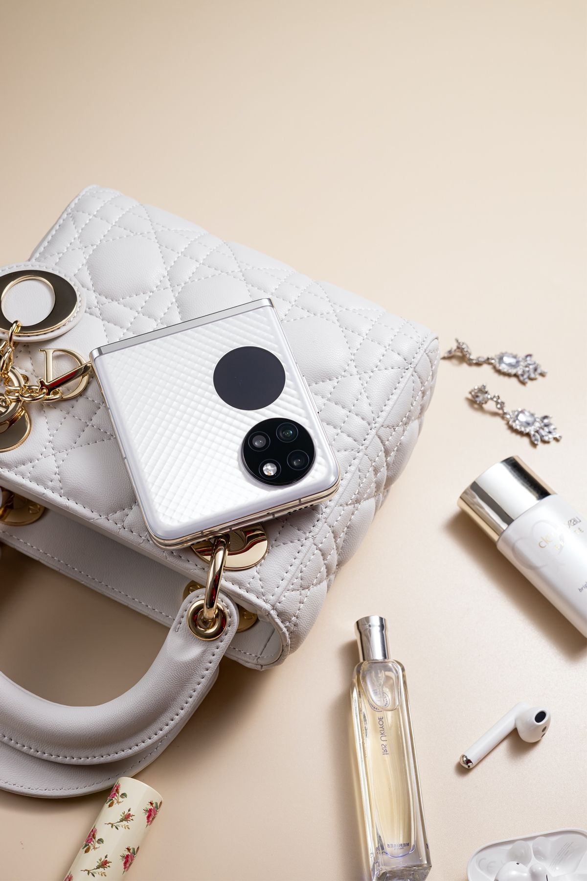 Perfect fusion of technology and fashion, Huawei P50 treasure box ...