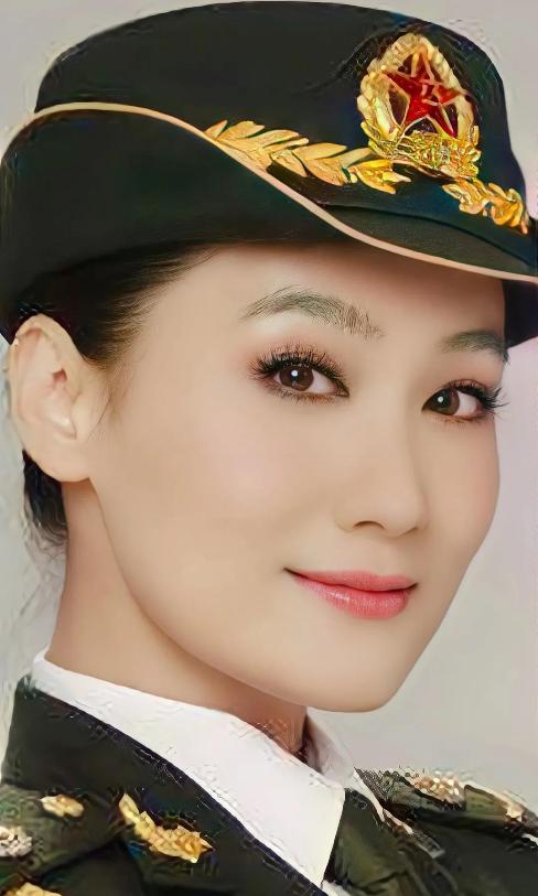 44-year-old Tan Jing has changed a lot in recent photos. She has sang ...