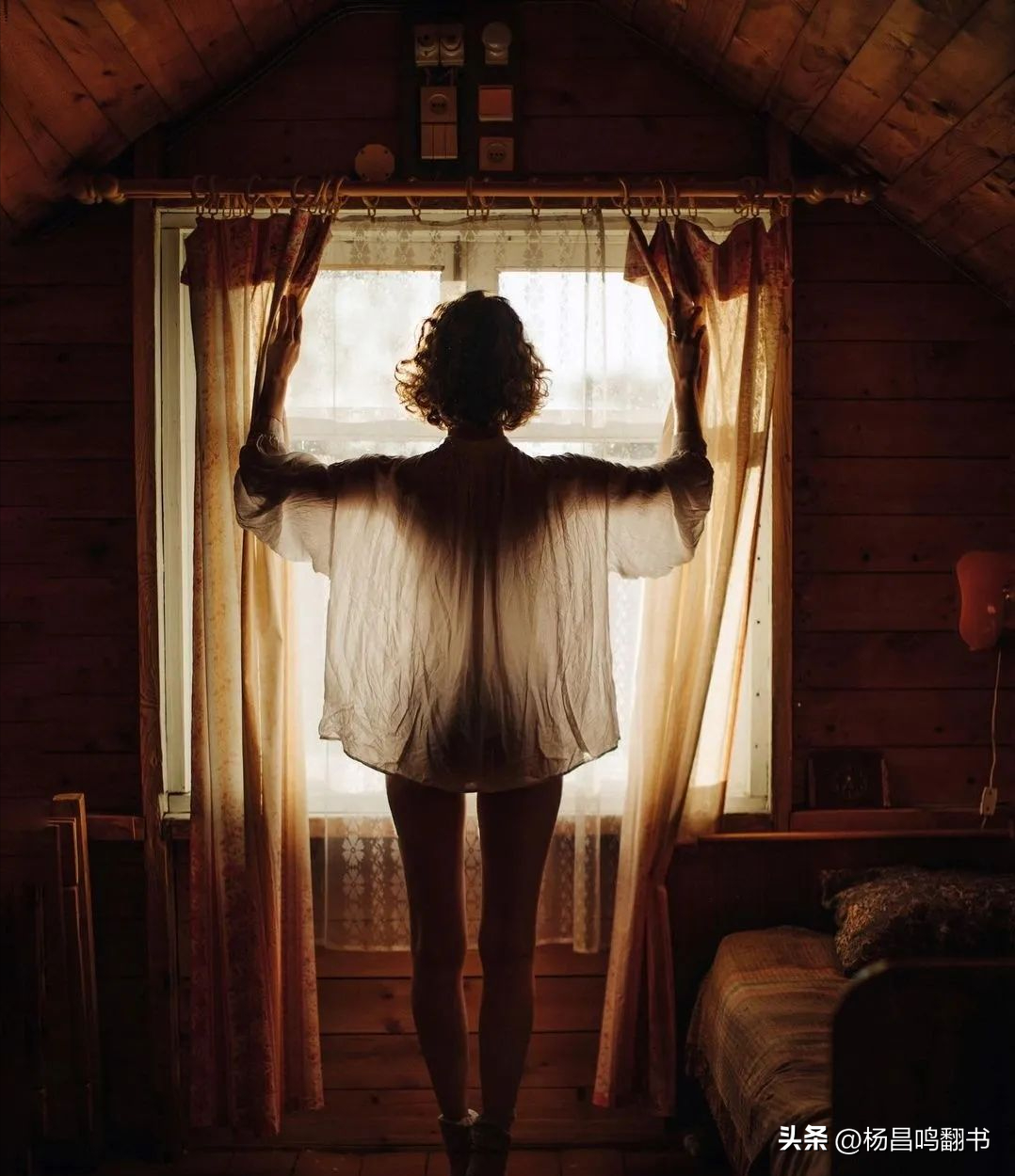 "Photography" intoxicating light and shadow interpretation - iNEWS