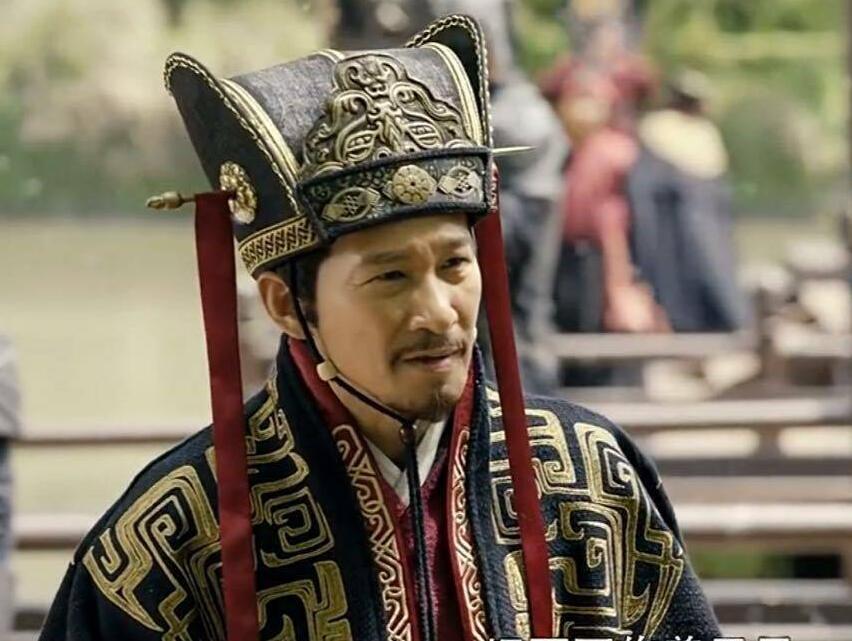 How was Xun Yu, Cao Cao's first adviser and leader of the Yingchuan gentry, marginalized? - iNEWS